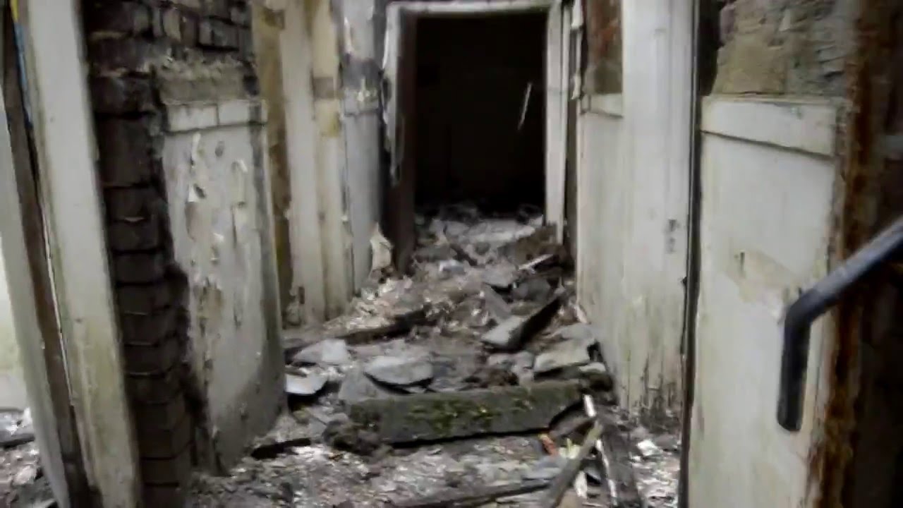 ABANDONED - Harold Shipman's Surgery - Days before demolition. - YouTube