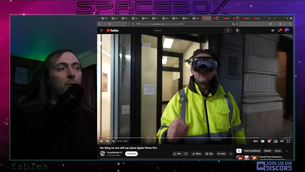 Casey Neistat using Apple Vision Pro in NYC || SPACEBOX - YouTube