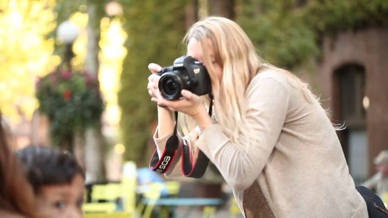 Behind the Scenes with Kate - Smith Family Photo Shoot - YouTube