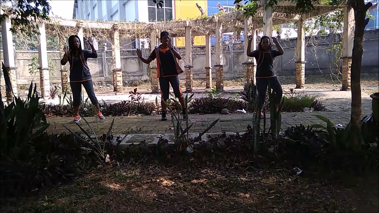 3 saudara - YouTube