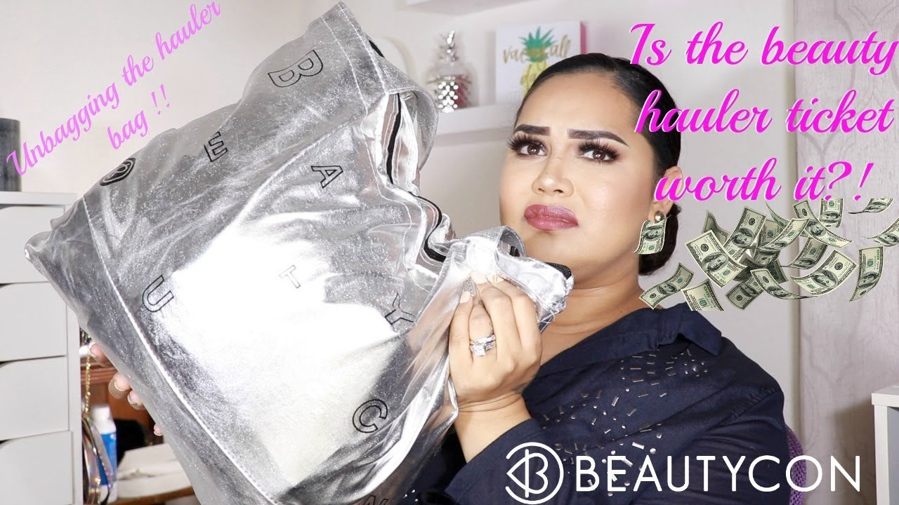 BeautyCon Hauler Bag!! - YouTube