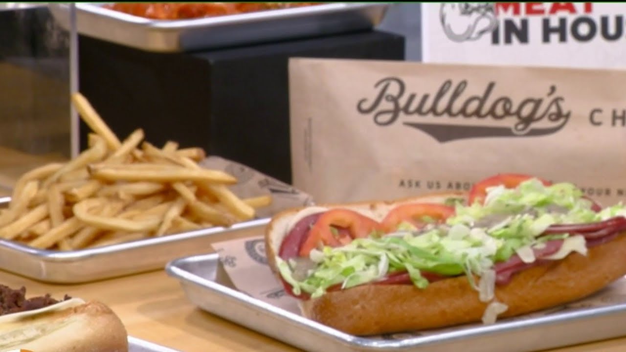 Takeout Tuesday: Bulldog's Cheesesteaks on Live in the D - YouTube
