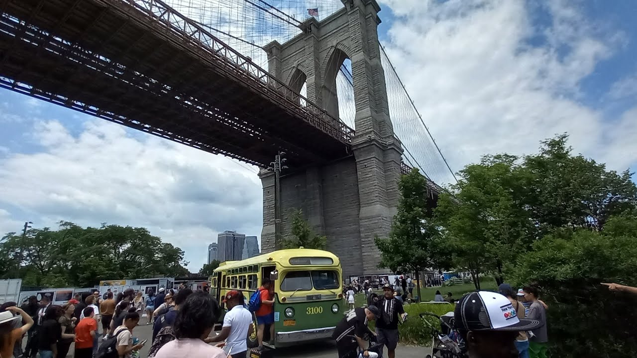 A Day at the 2023 NYTM Bus Festival - YouTube