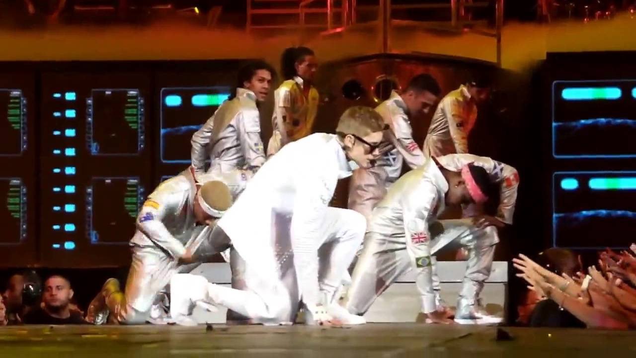 Justin Bieber- Take You (Believe Tour) - YouTube