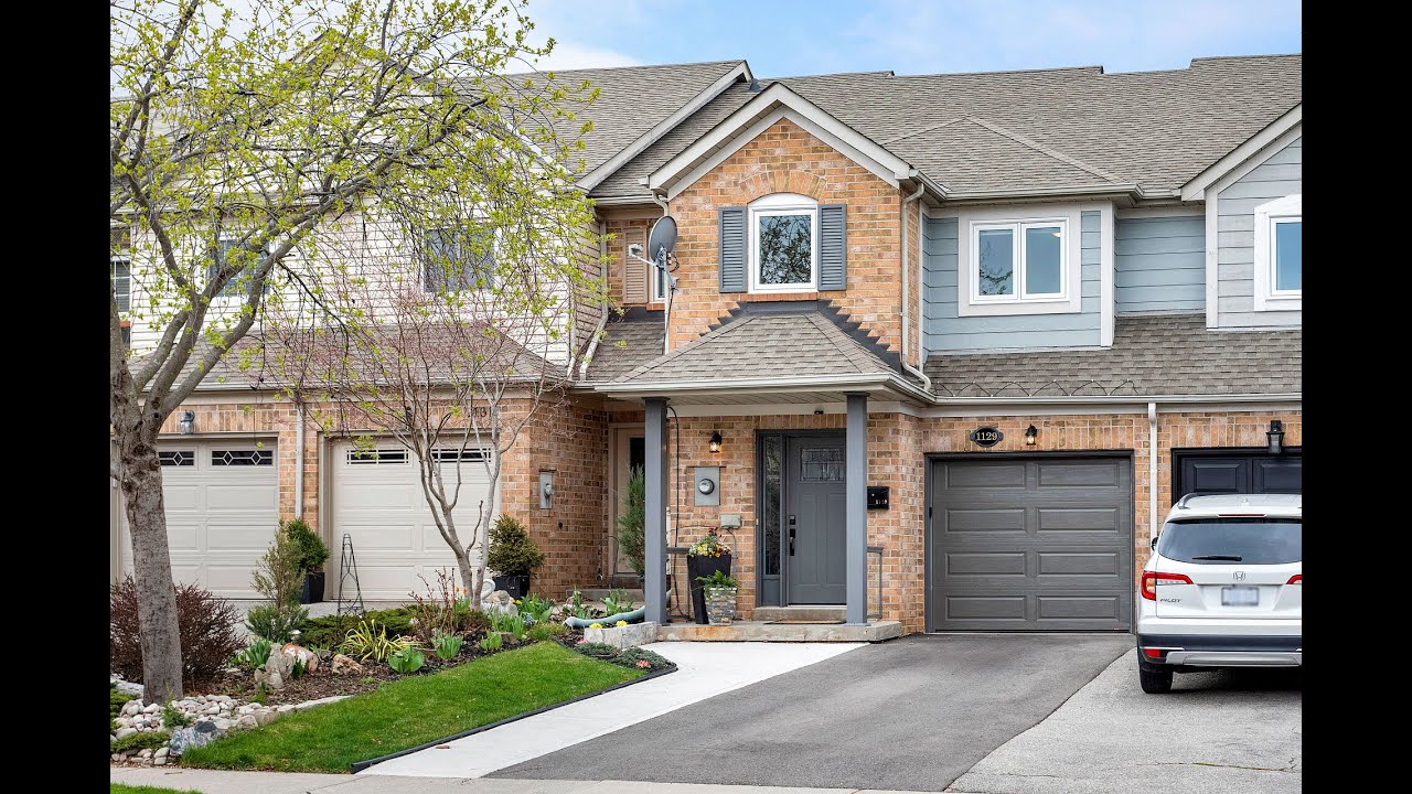 1129 Westview Terrace, Oakville, ON - YouTube