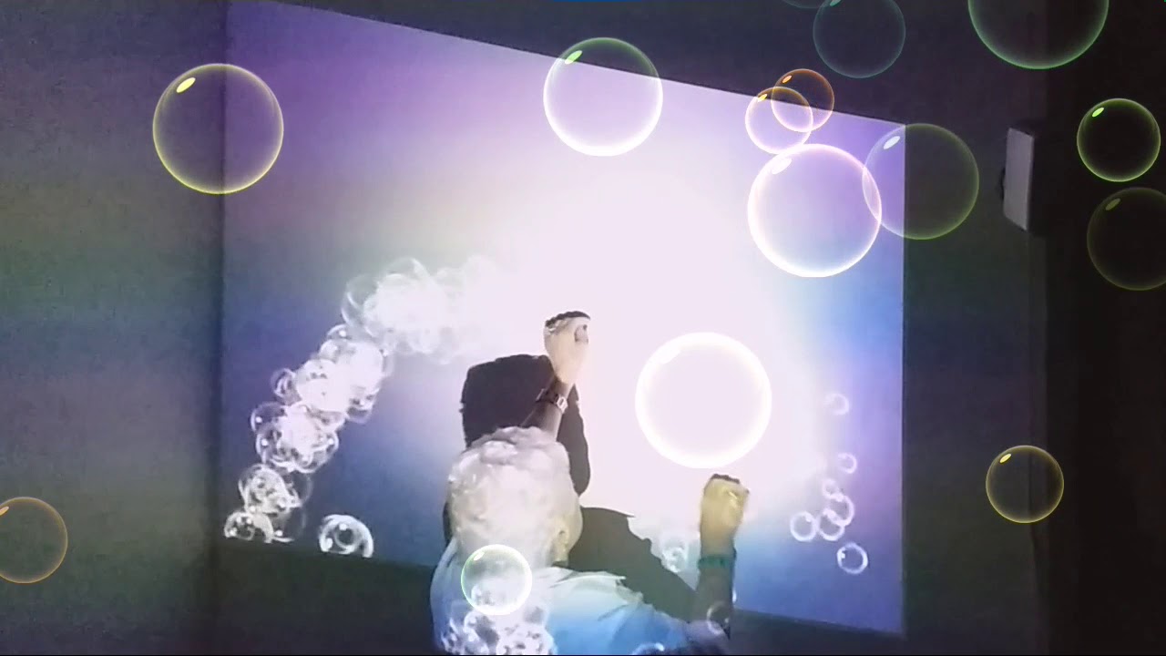 Pared interactiva • Interactive floor - YouTube