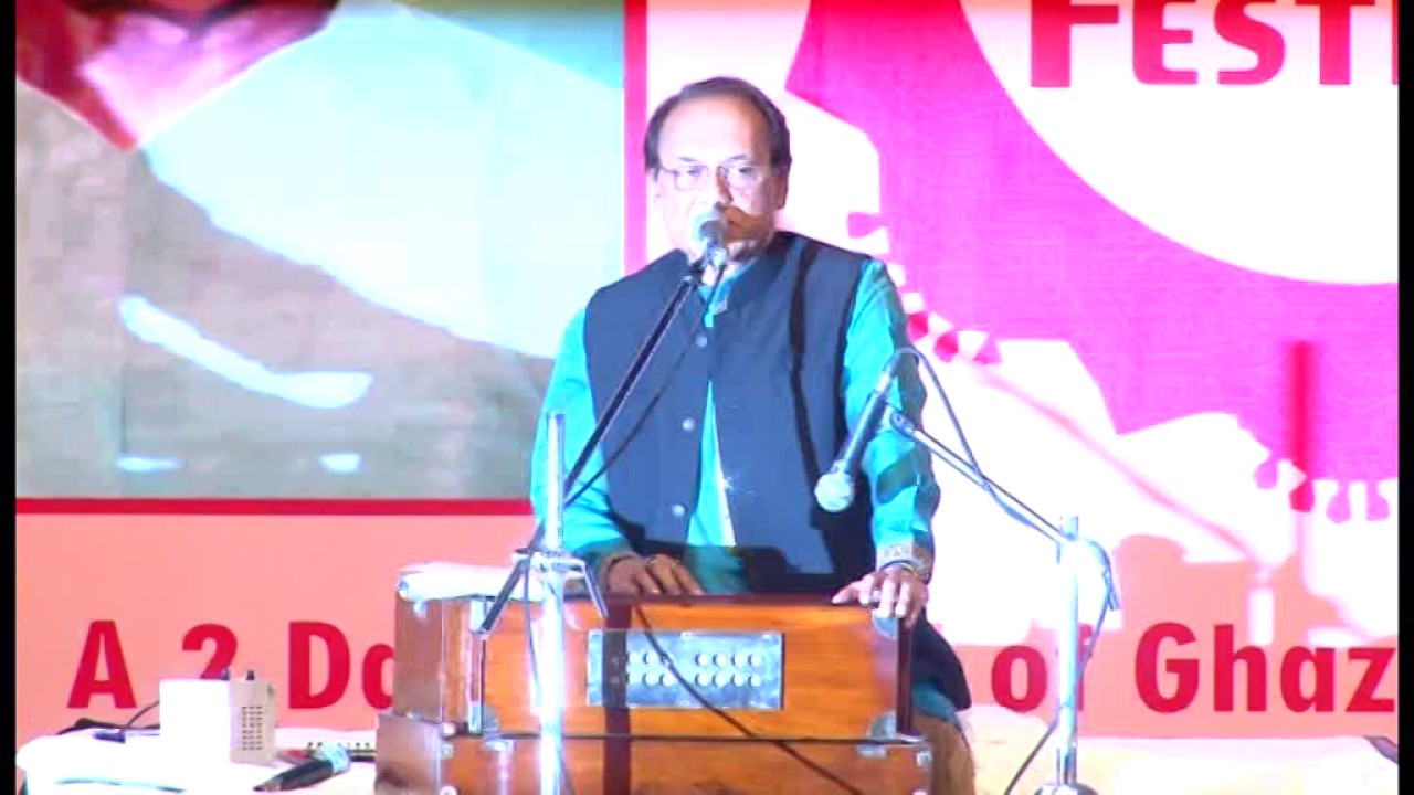 Chandan Das performing in Indian Music Festival,Nehru Centre Worli DEC ...