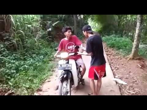 Begal motor di kali gyas