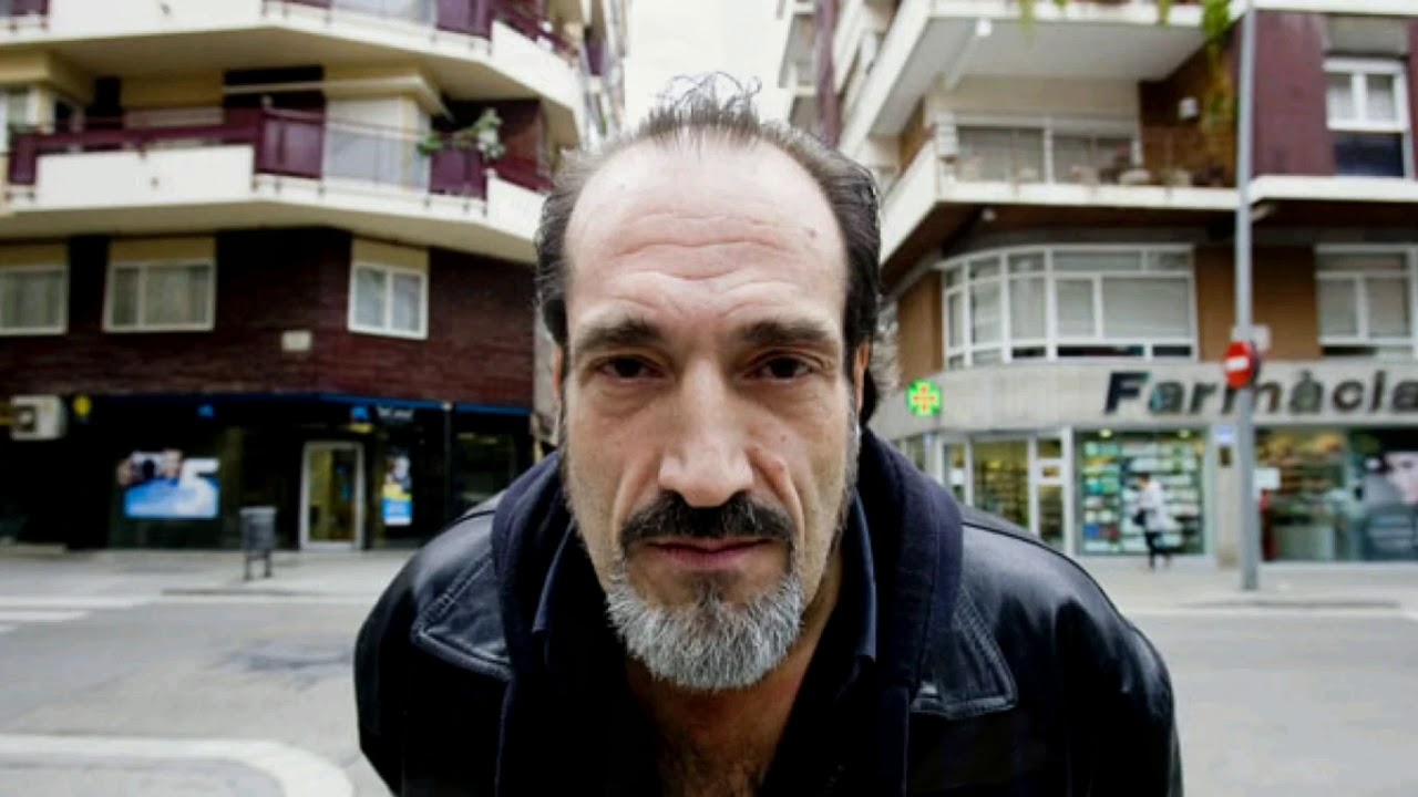 DANI EL ROJO EN 1 MINUTO - YouTube