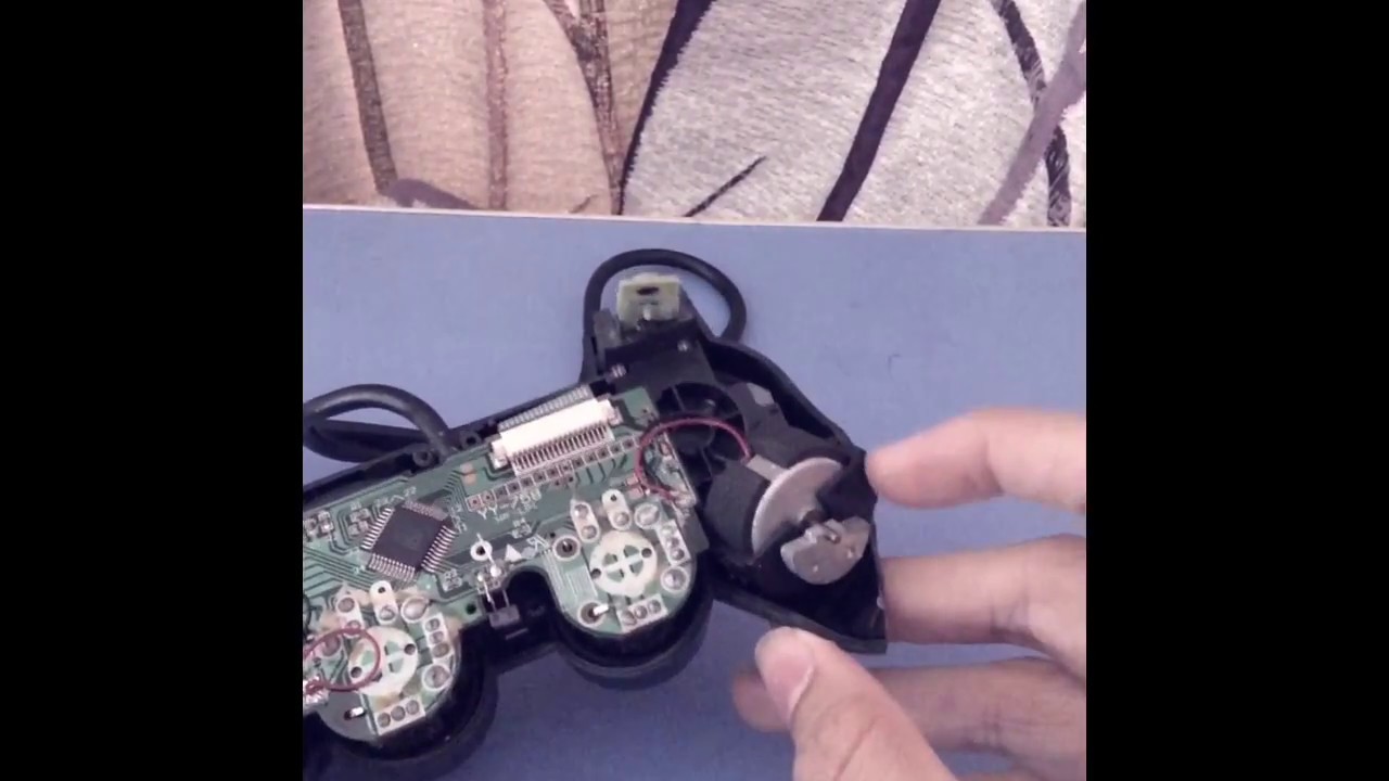 What's inside - ps2 dualstock 2 joystick - YouTube