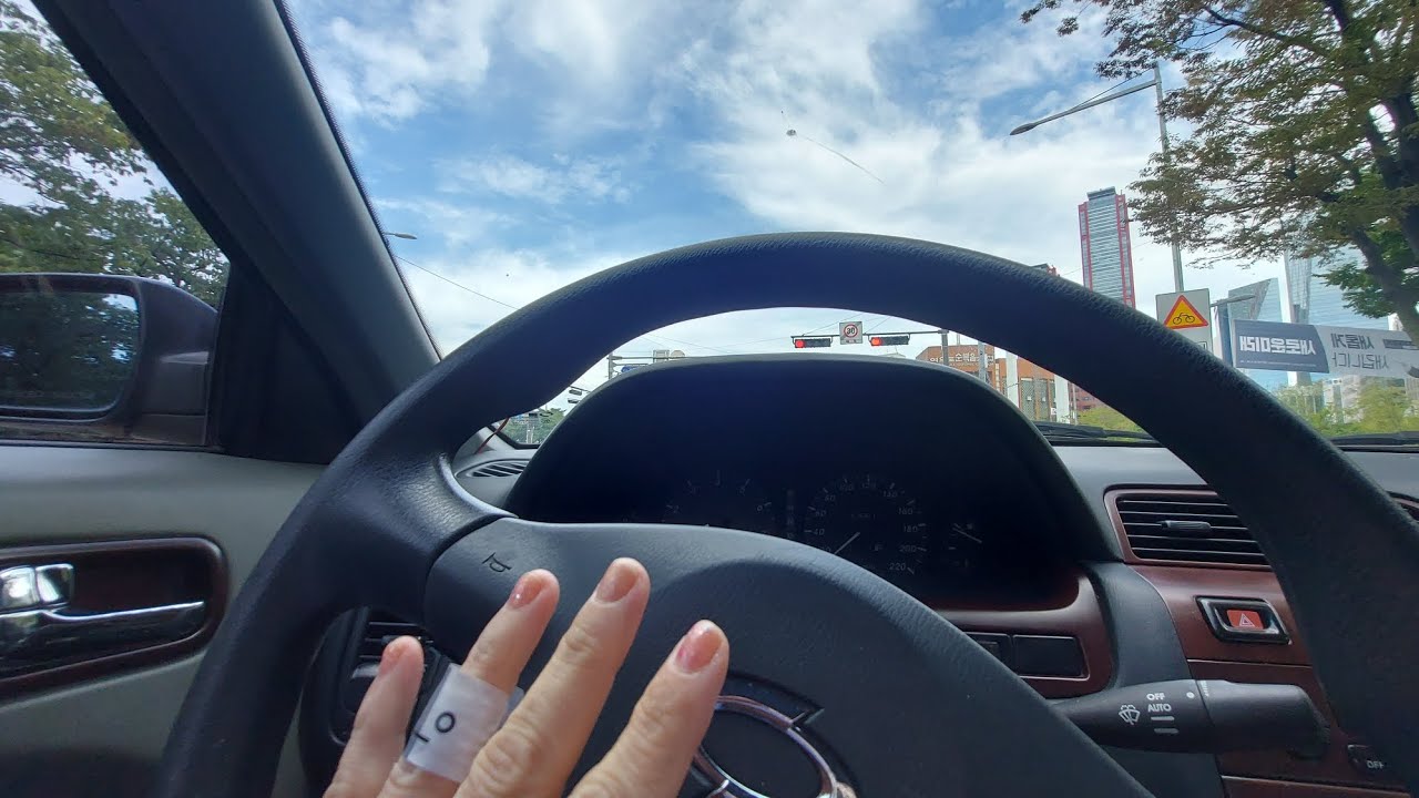 ASMR Tapping [No Talking] Car Tapping 💤 White Noise 😴 💤 - YouTube