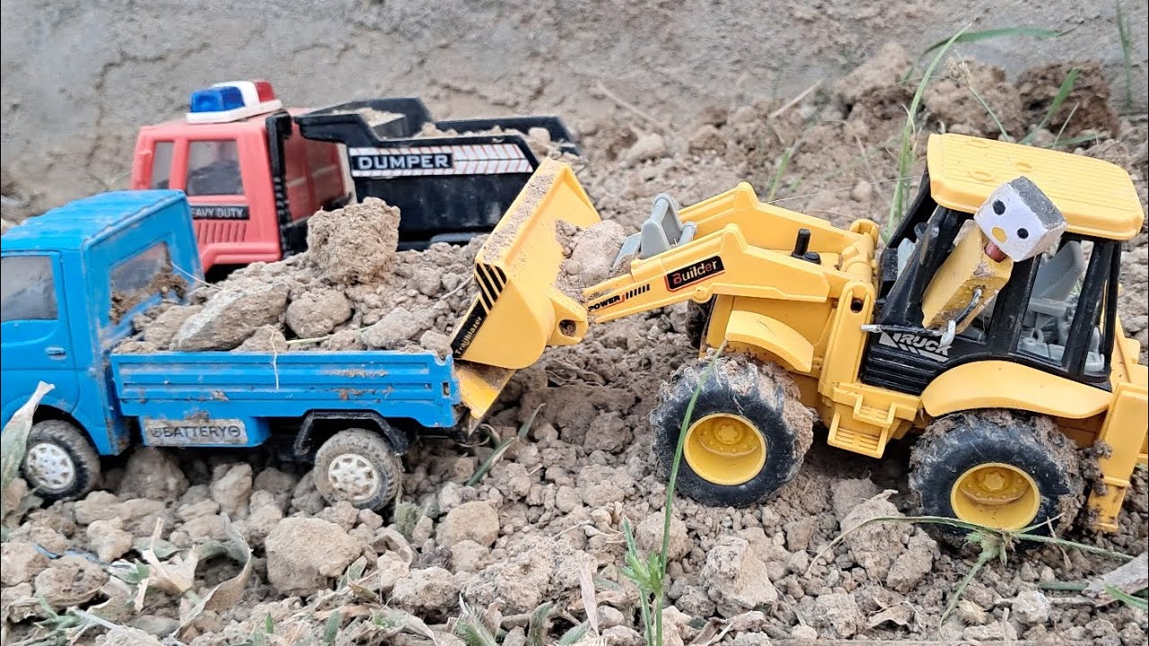 mini excavator loading ballast in dump trucks | mini trucks | toy jcb ...