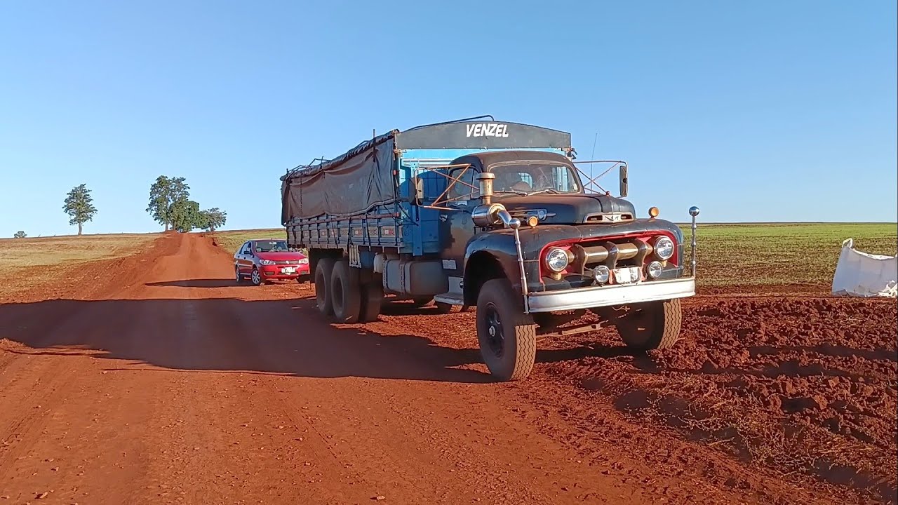 Caminhão Ford F8 Big Job Muito novo Relíquia - YouTube
