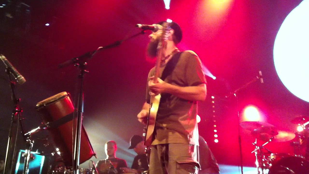 groundation chant live at la cigale paris - YouTube
