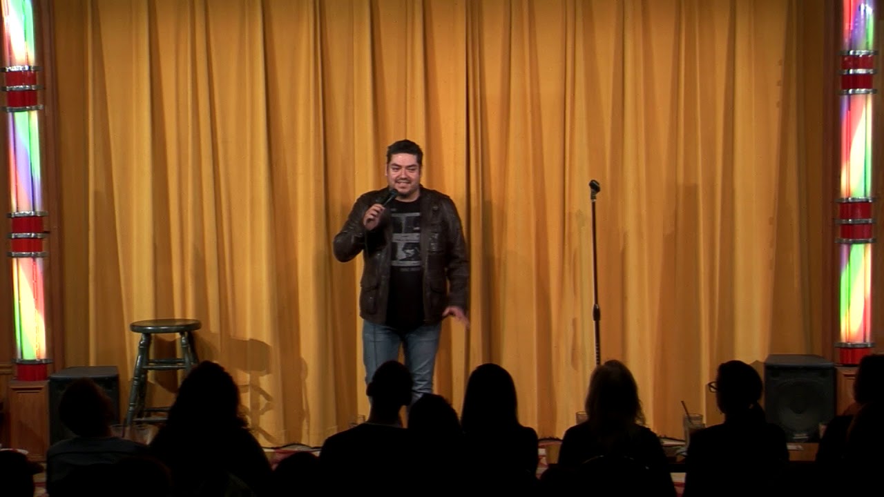Jose Barrientos at the comedy and magic club - YouTube