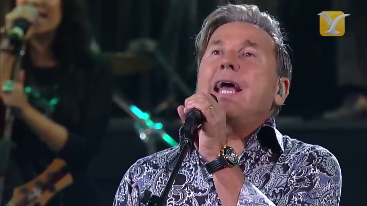Ricardo Montaner - Déjame llorar - Festival de Viña del Mar 2016 - YouTube