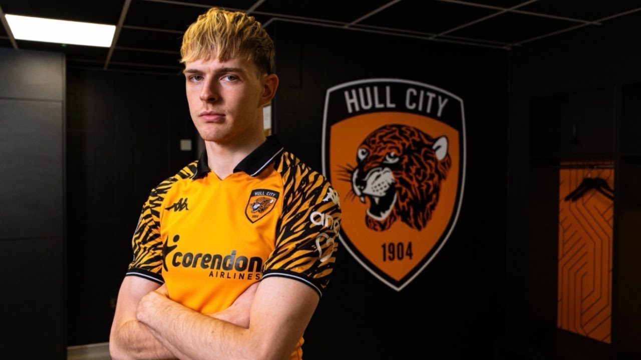 Welcome To Hull City Toby Collyer - YouTube