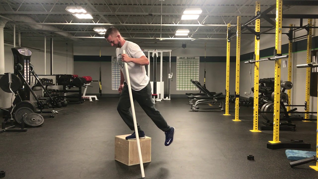 Single leg ankle squat (SL Ankle Squat) - YouTube