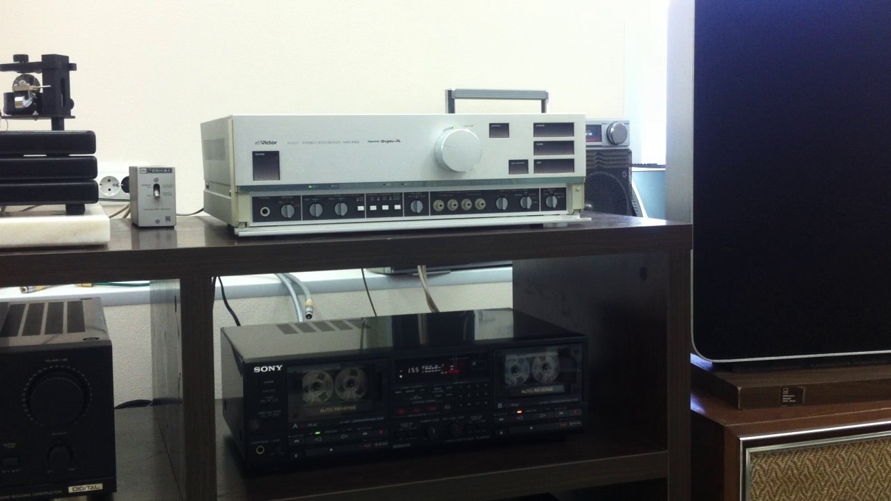 Victor A-X55 - YouTube