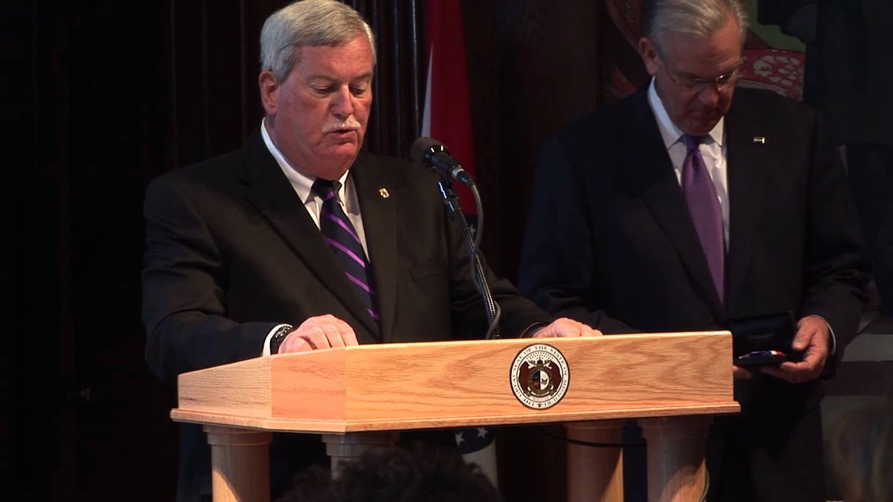 Gov. Nixon awards Medal of Valor to eight Missouri public safety ...