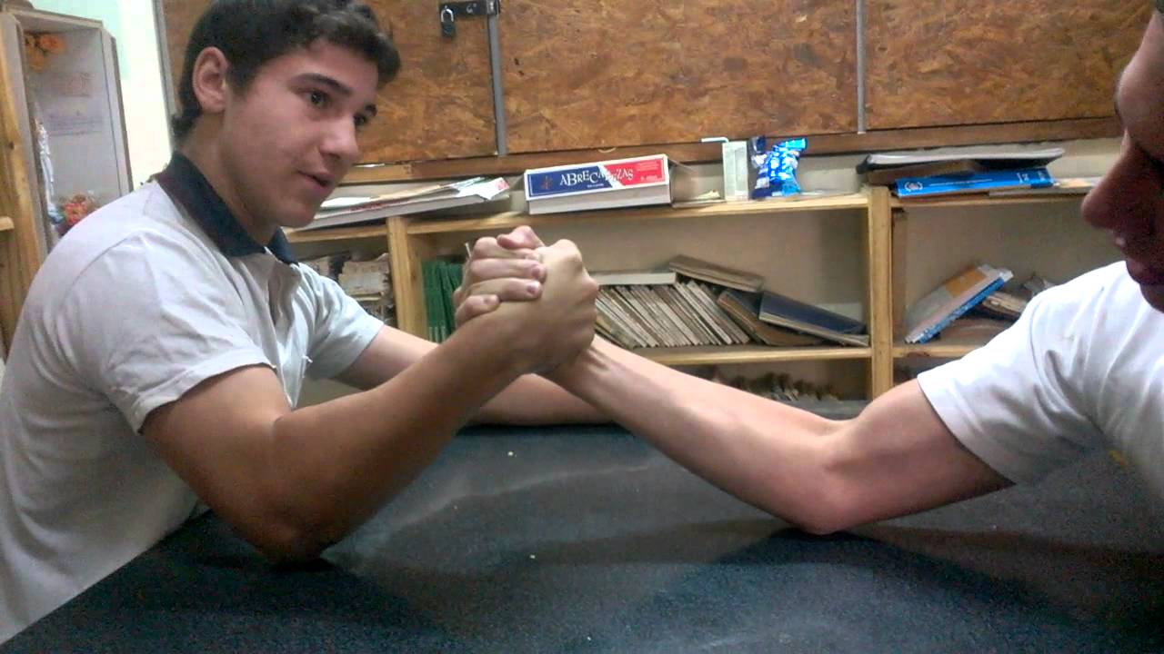 las mejores pulseadas de 2B VS 3B ISM part.1 - YouTube