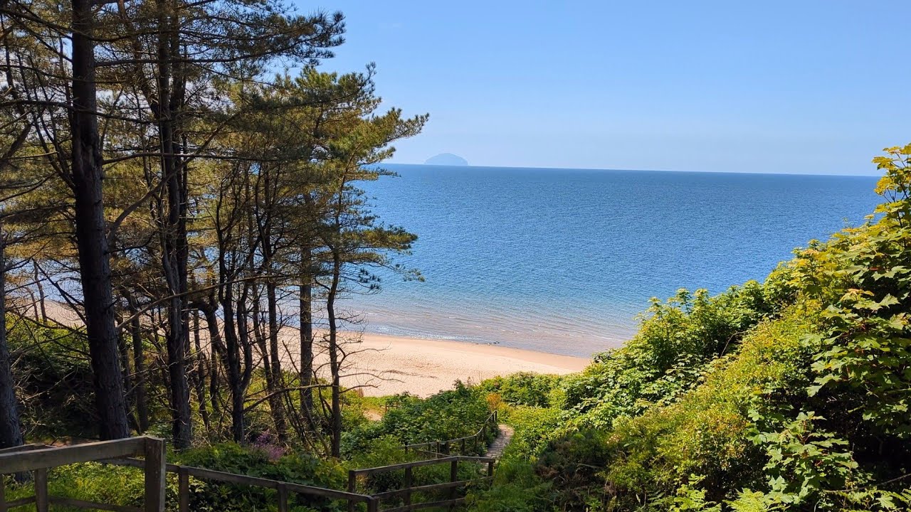 SCOTLAND: Beautiful Beach at Maidens Ayrshire - YouTube