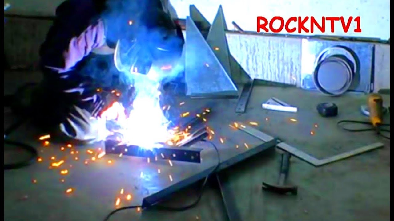 SPOOL GUN Mig Welding FLUX CORE Custom Steel Fabrication - YouTube