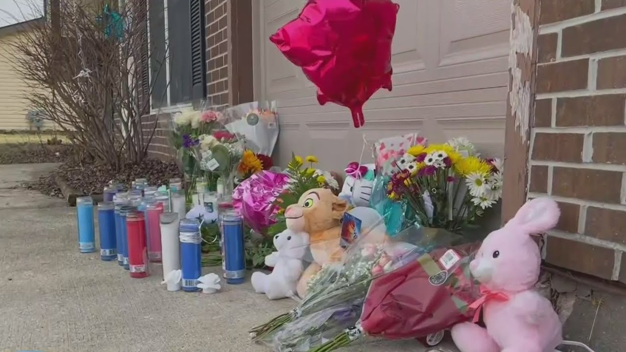 Vigil held for Bolingbrook home invasion shooting victims - YouTube