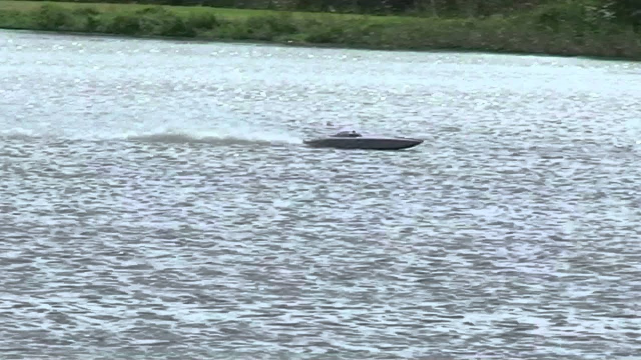 RMBC RC BOAT CLUB DAY 12-2-12 - YouTube