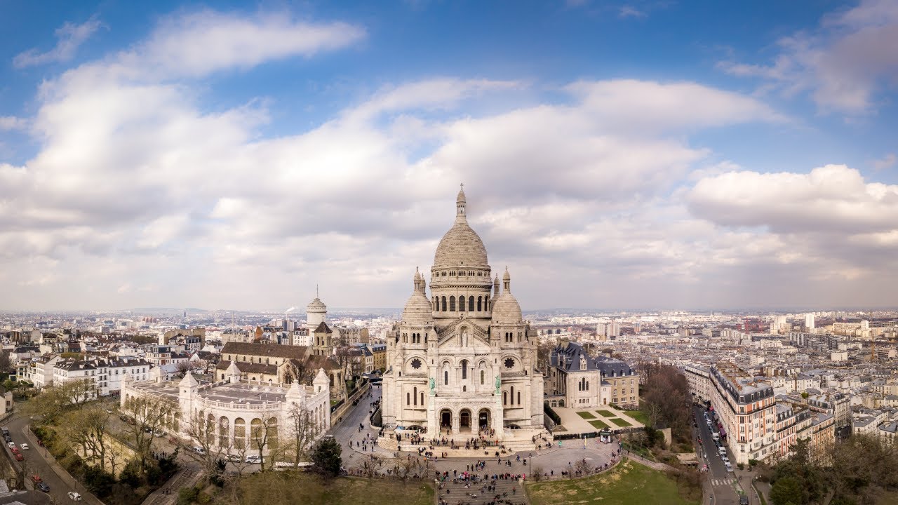 Basilica of the Sacré Coeur • Tourist Attraction Paris