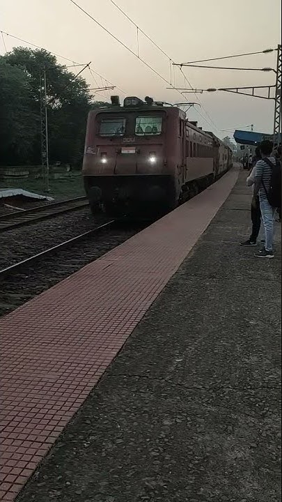 22387 - Black Diamond Express - YouTube