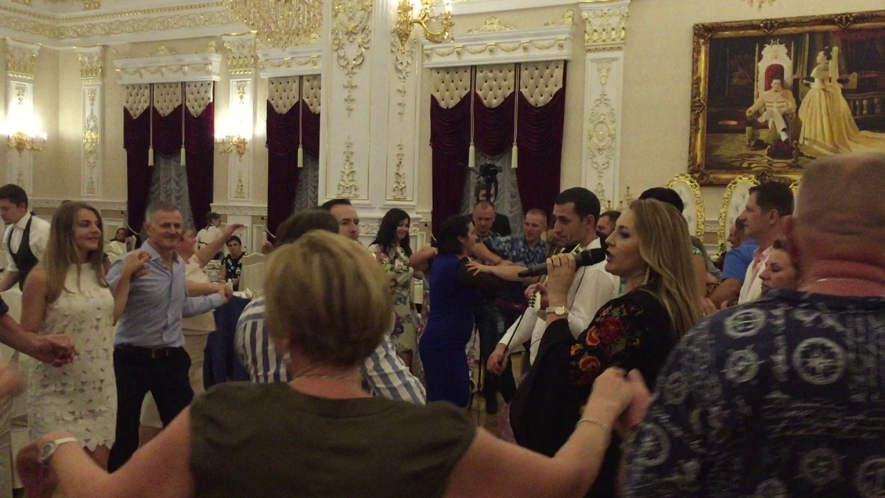 Angela Rusu colaj Live Cernauti - YouTube