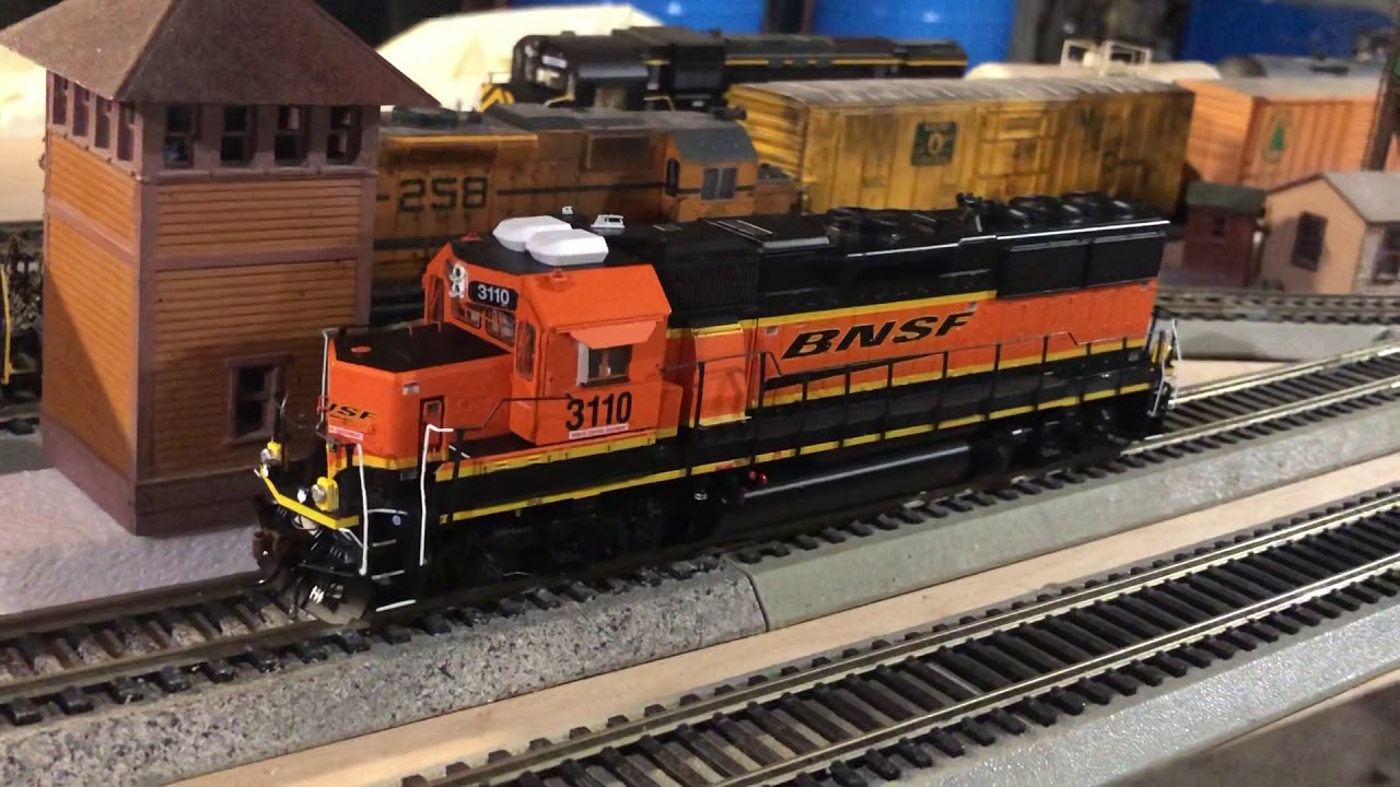 BNSF GP25 (GP50 Derated) Remote Controlled Unit Soundtraxx Tsunami 2 ...