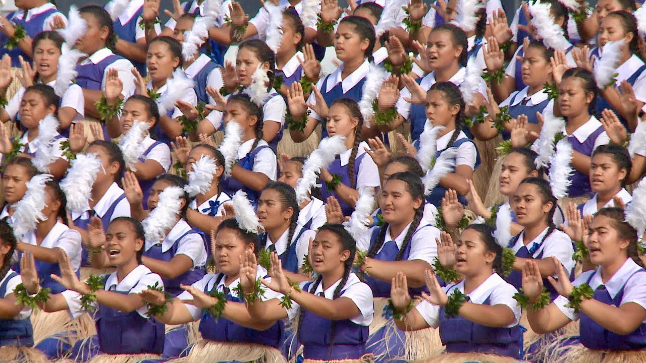 Queen Salote College ~ Coronation Ma'ulu'ulu Dance Rehearsal ...