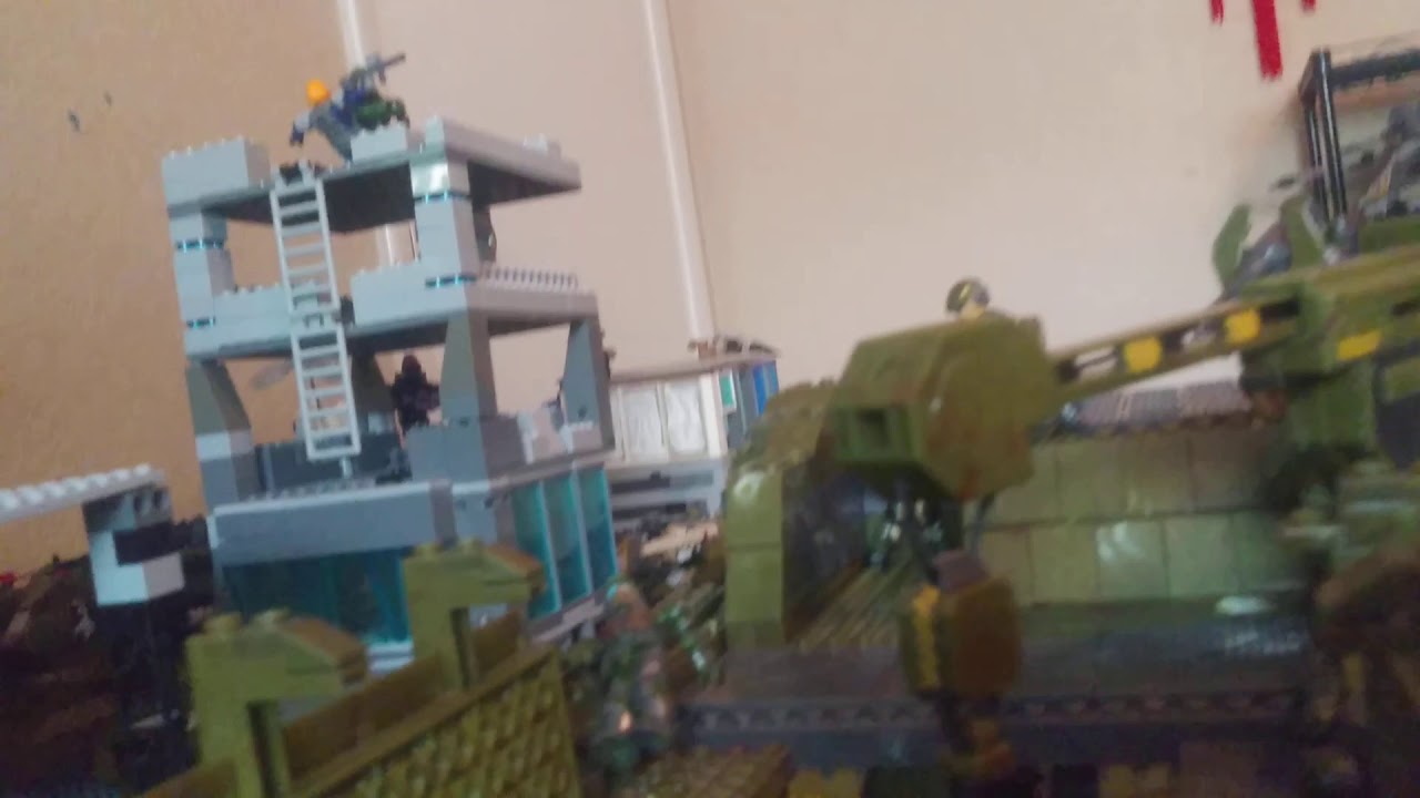 Halo Mega Construx Pelican Crash - YouTube