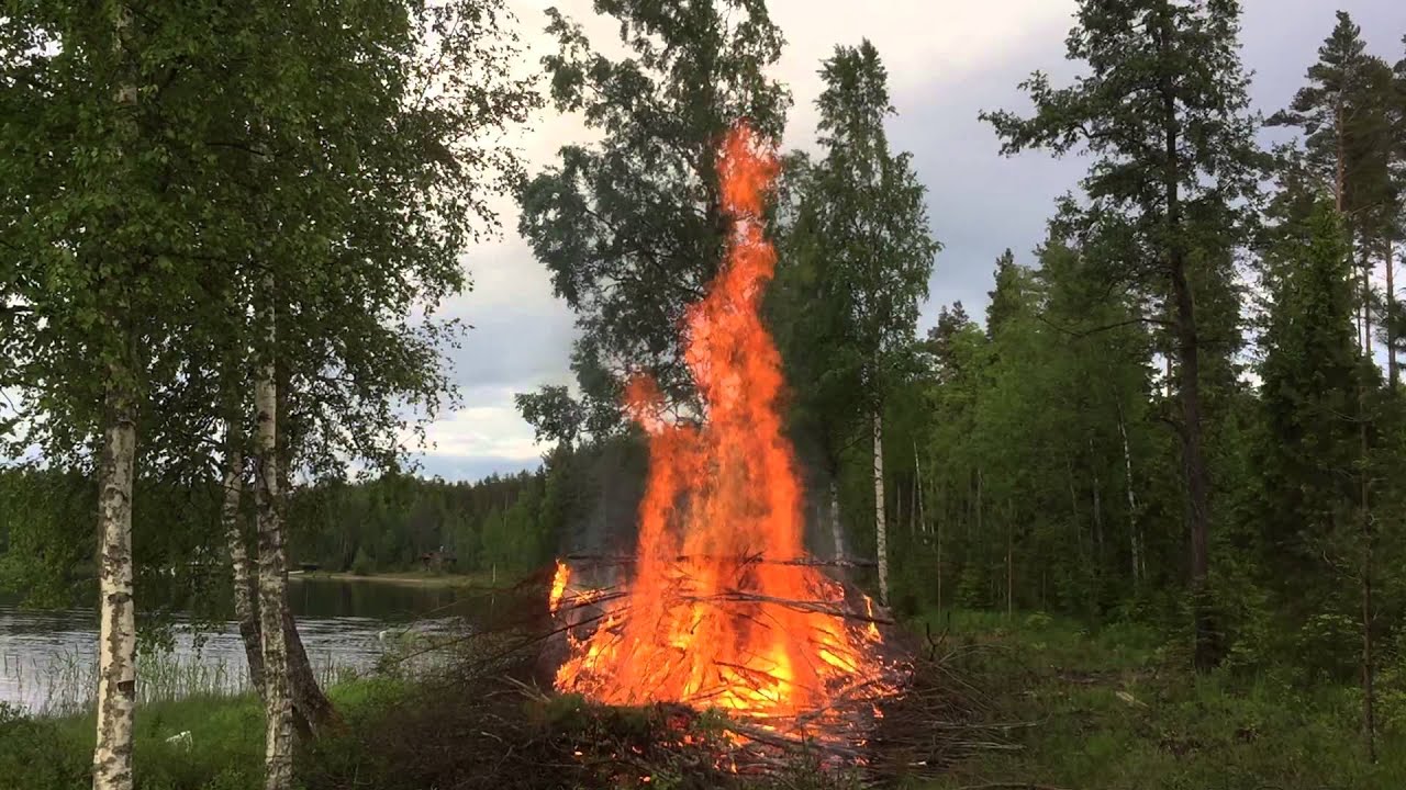 Midsummer bonfire in Jämijärvi, Finland - YouTube
