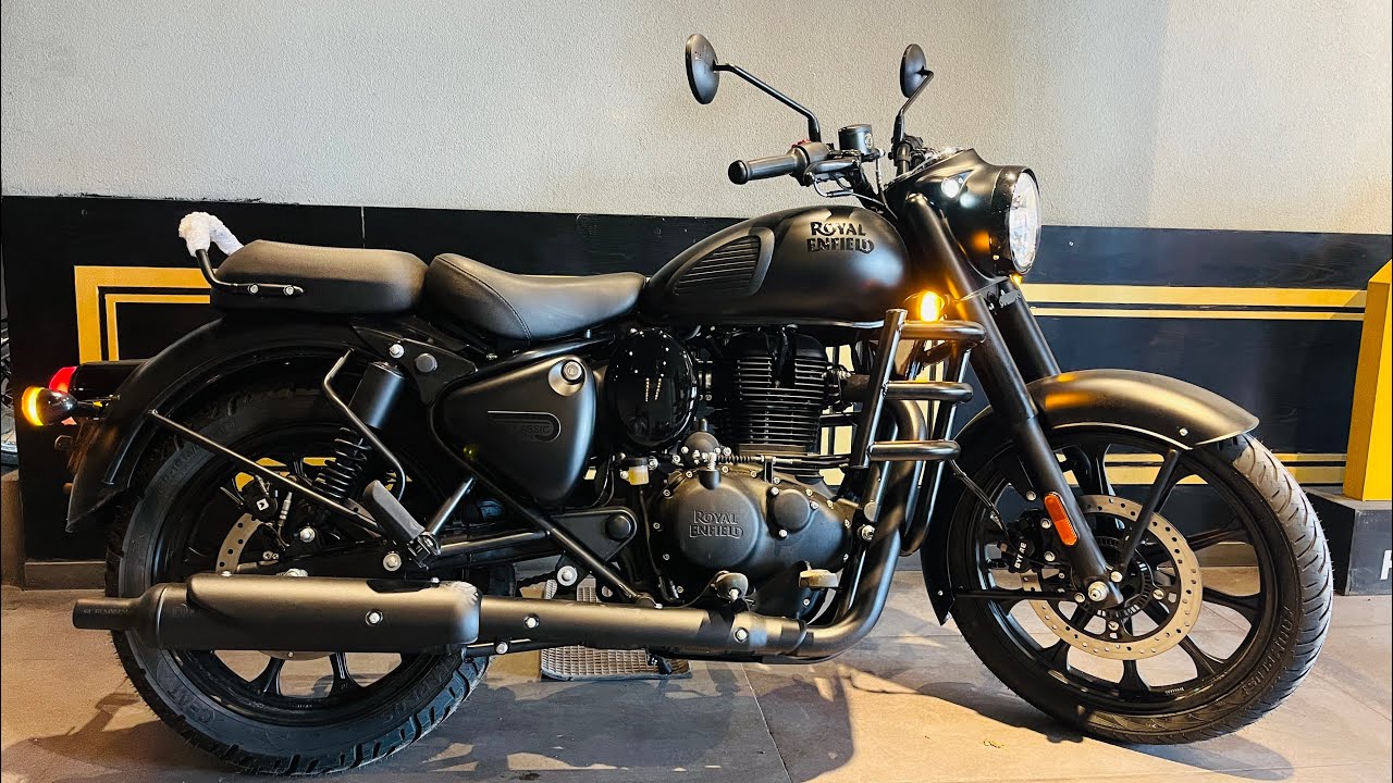 Royal Enfiled Stealth Black colour Full Review | On Road Price ...