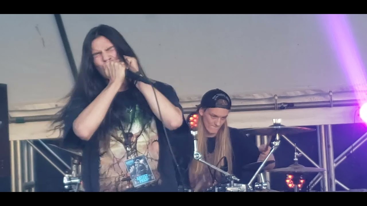 Virologist live at LA Extermination Fest at Bricks Sports Bar, Maywood ...