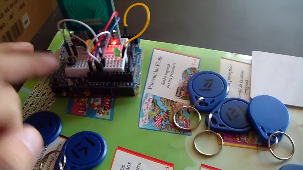 sistem acces cu card RFID si memorare date in eeprom - YouTube