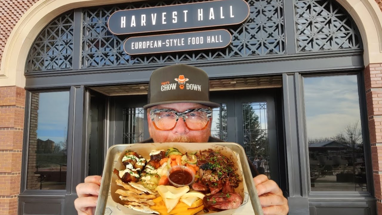 Harvest Hall (Delicious Eats) 😋 - YouTube