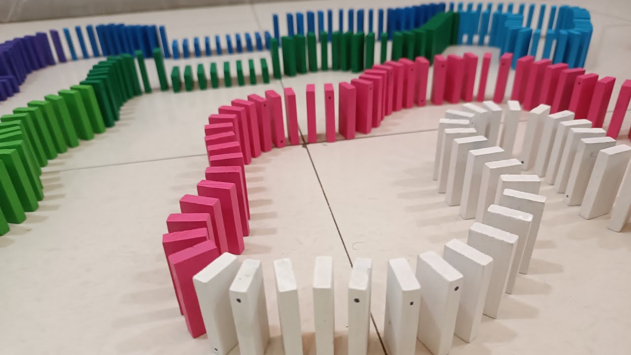 Longest dominoes line setup! - YouTube