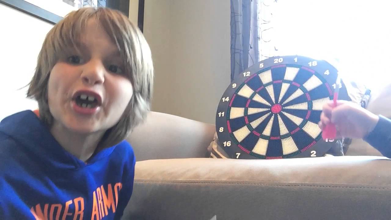 Darts challenge - YouTube