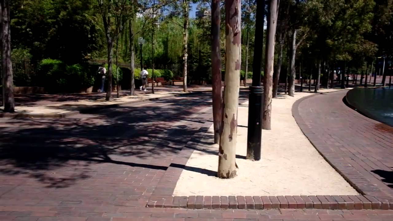 Samsung NX100 video sample (720p)