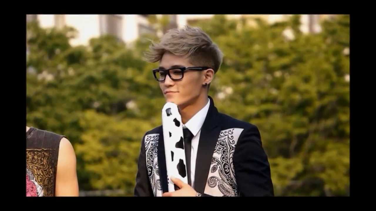 Happy 1 year of debut with Dalmatian/DMTN Simon Park - YouTube