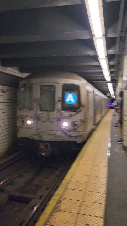 (Late night) MTA R46 A Train enters Euclid Av to Inwood-207 St - YouTube