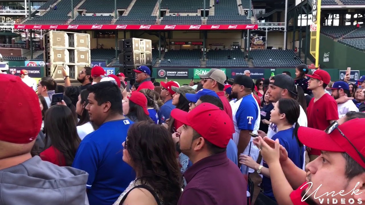 Grupo Siggno post game concert Texas Rangers - YouTube