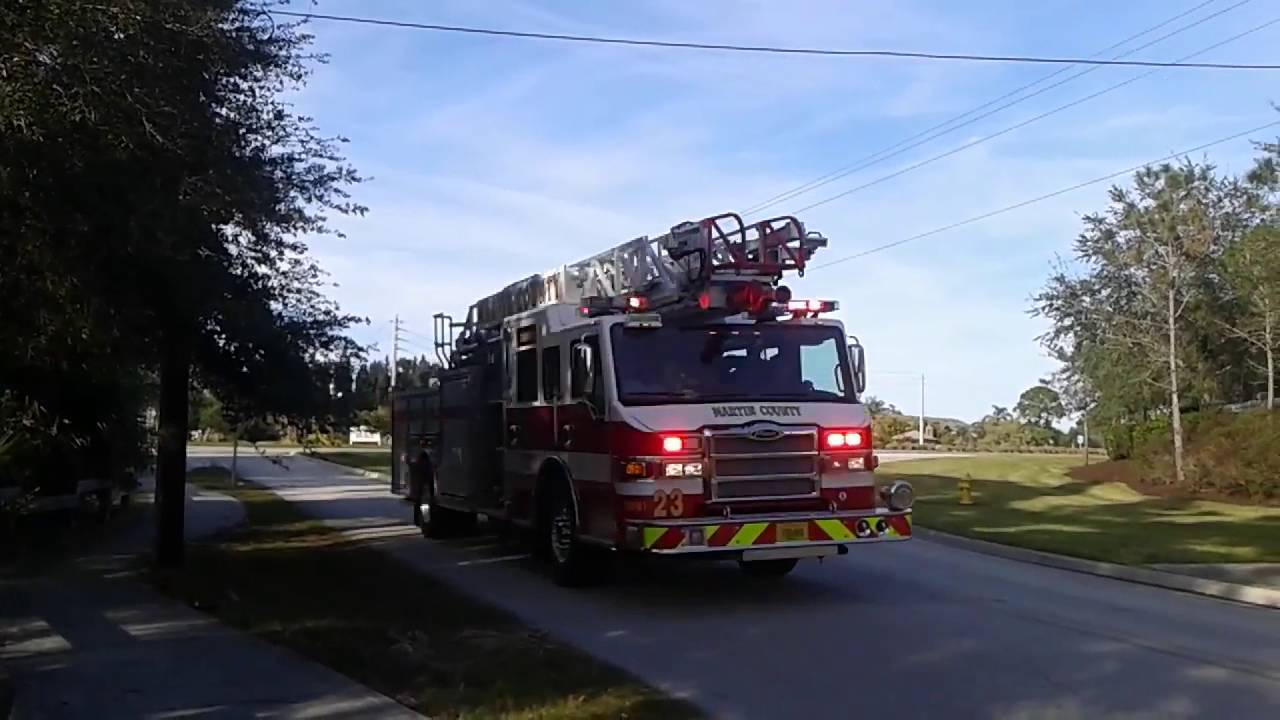 MARTIN COUNTY FIRE RESCUE QUINT 23 RESPONDING CODE 3!!! - YouTube