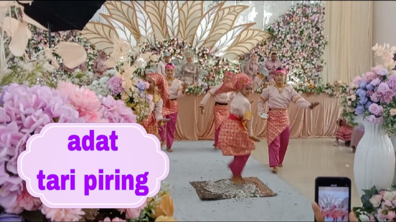 Tari piring di acara resepsi pernikahan !!! - YouTube