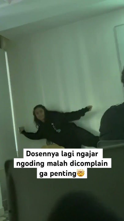 jaman skrg masih ga pake AI ini?!?!😎☝🏻 #coding #programmer #website #gaming #kuliah #blackboxai ...