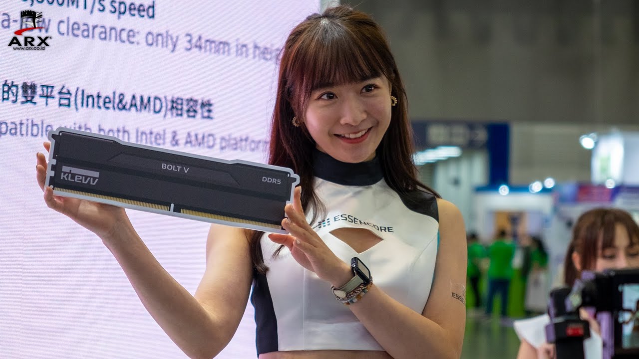 Lihat Keseruan Uncle Hanny Di Booth KLEVV! | COMPUTEX 2023 - YouTube